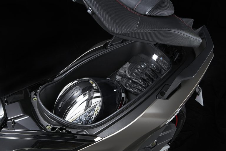 KYMCO | AK 550 Premium